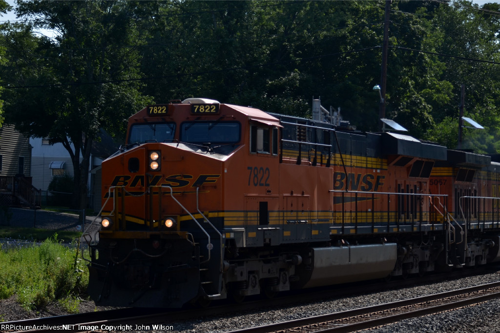 BNSF 7822